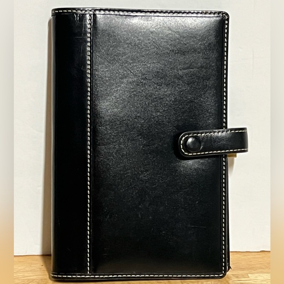 Levenger | Bags | Levenger Folder Wallet | Poshmark